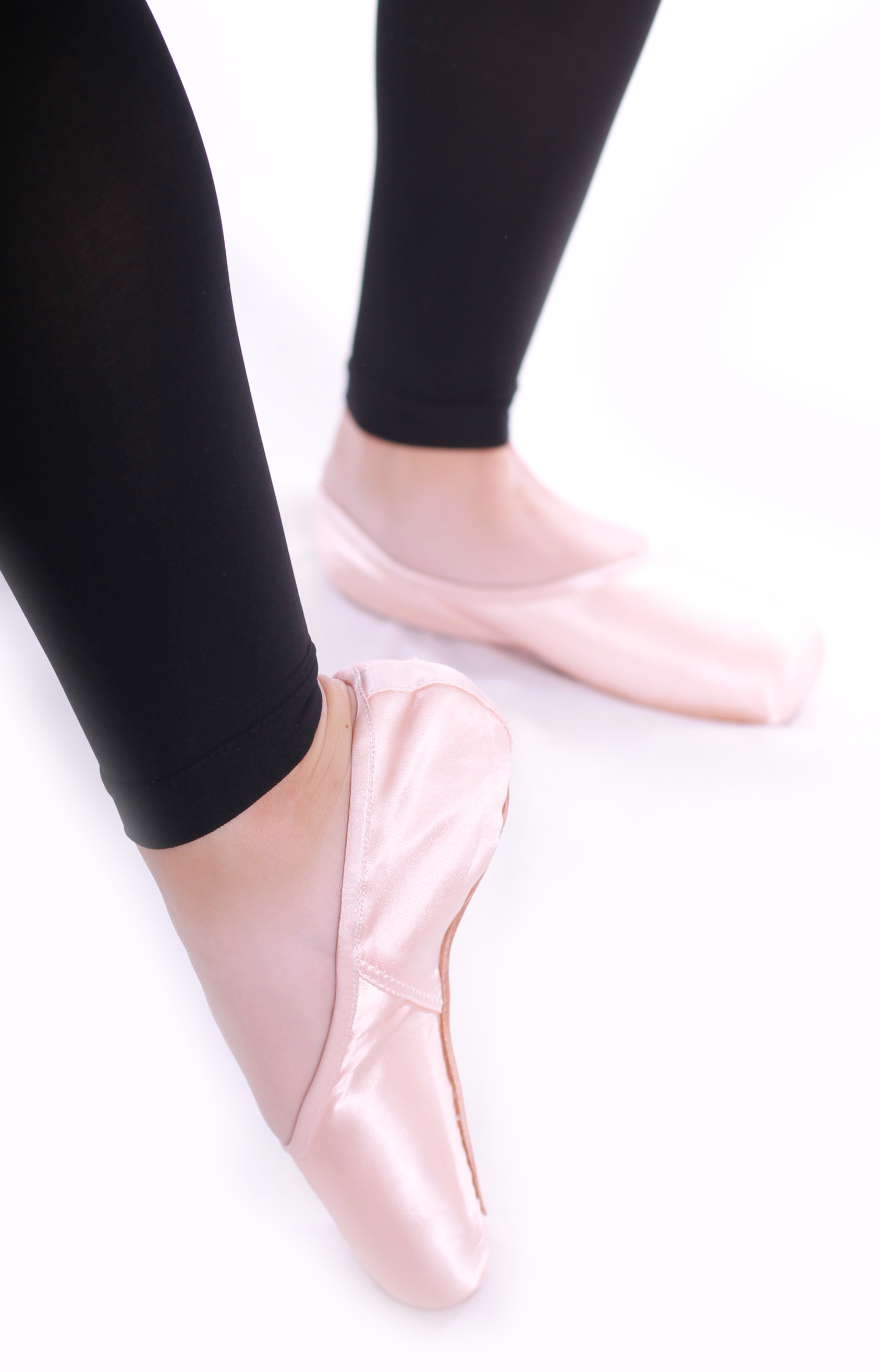 Capezio Studio pointe shoes | DanceMaster NET